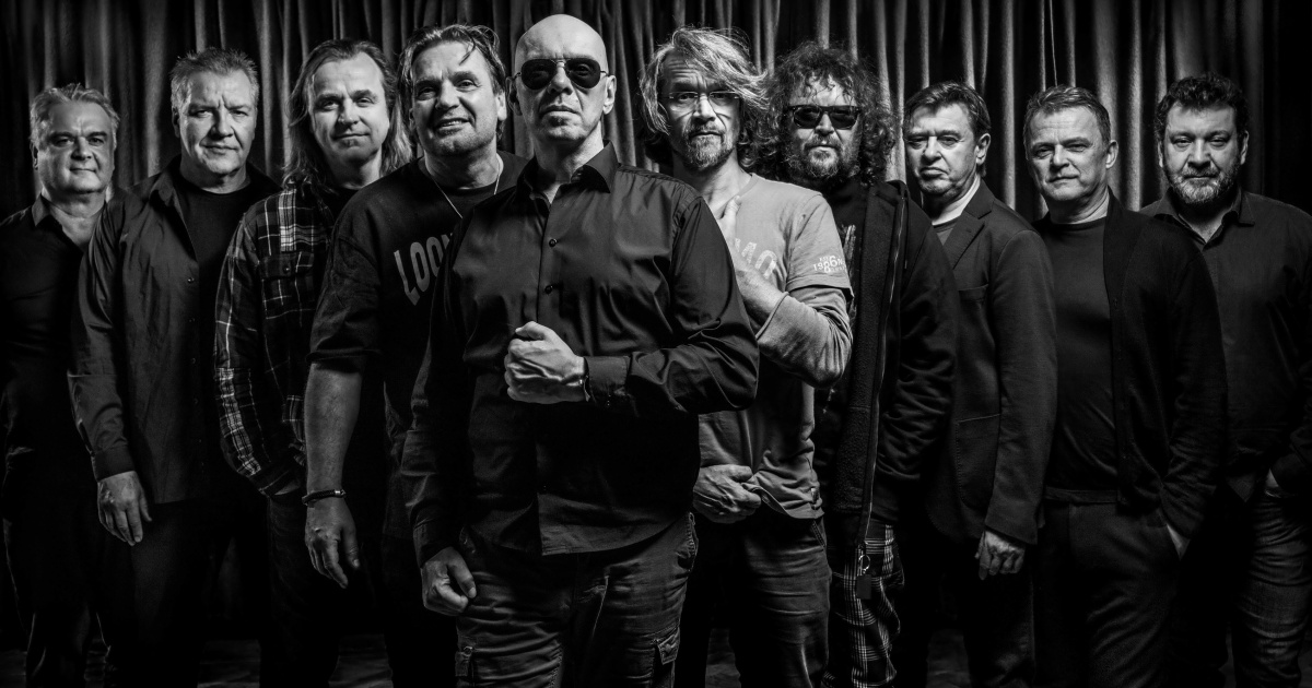 Skupina J.A.R. vydává nové album, které musíte poslouchat hodně nahlas | Aplausin.cz