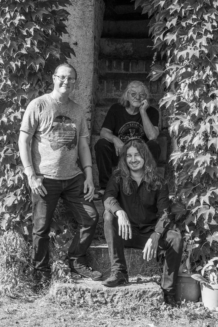 Legendární houslista Jan Hrubý a spol. rozjíždí turné k albu Kouzlo ...