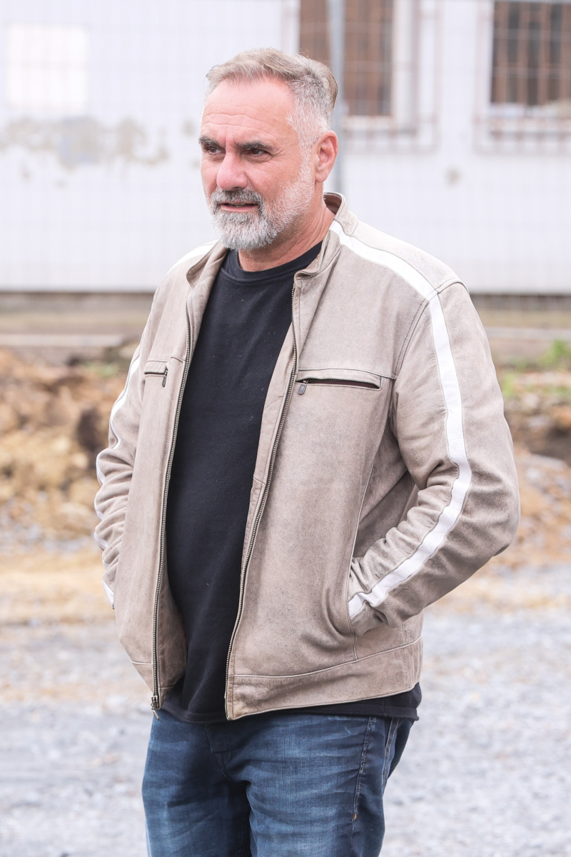 Čím se dneska živí zpěvák Jan Kalousek? Život ho donutil změnit ...